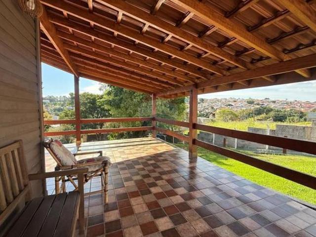 Casa para venda em Chácaras São Conrado de 250.00m² com 3 Quartos e 1 Suite