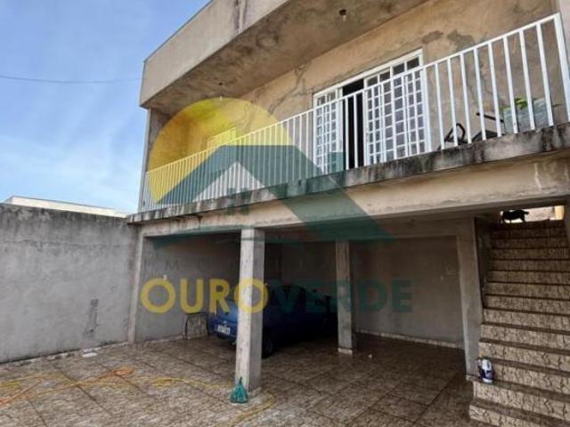 Casa para venda em Cittá Di Firenze de 200.00m² com 3 Quartos, 1 Suite e 3 Garagens