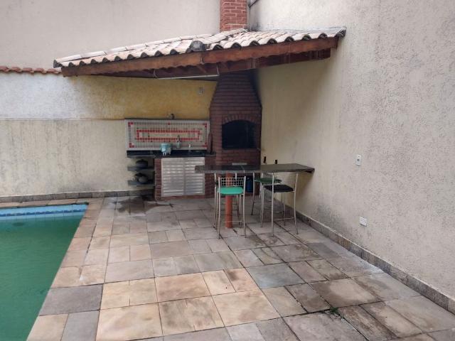 Casa para venda em City Bussocaba de 220.00m² com 4 Quartos, 2 Suítes e 5 Garagens