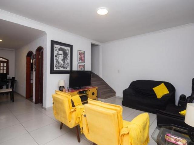 Casa para venda em Cidade Monções com 3 quartos, sendo 1 suíte, 217m²