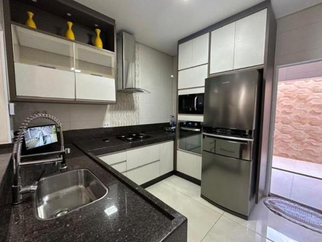 Casa para venda em Cidade Nova de 130.00m² com 3 Quartos, 1 Suite e 3 Garagens