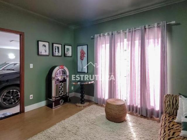 Casa para venda em Cidade Nova de 250.00m² com 3 Quartos, 3 Suites e 3 Garagens