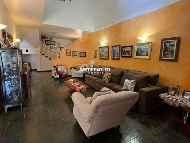 Casa para venda em Cidade Nova de 392.00m² com 4 Quartos, 2 Suites e 2 Garagens