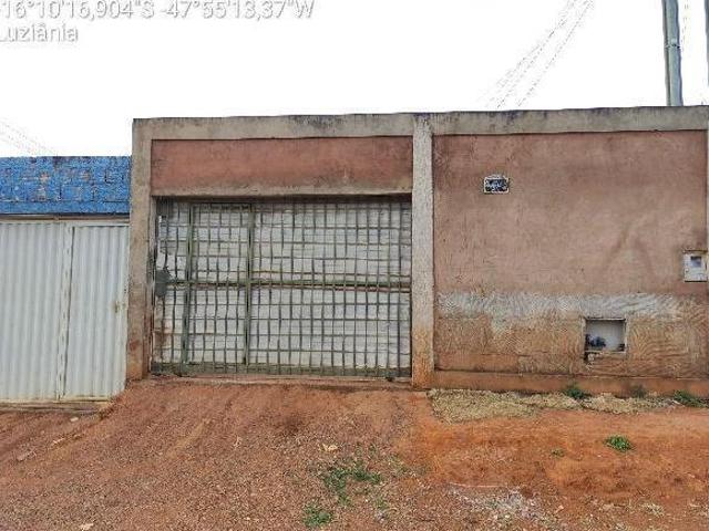 Casa para venda em Cidade Osfaya, Luziânia