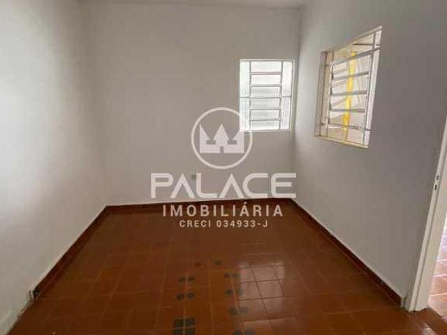 Casa para venda em Cidade Alta de 185.00m² com 2 Quartos, 1 Suite e 2 Garagens