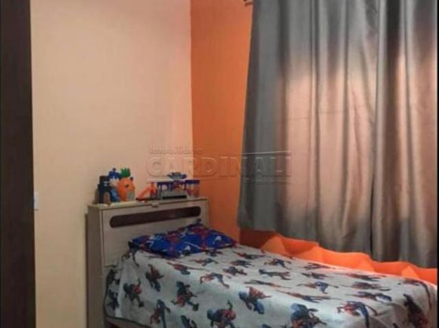 Casa para venda em Cidade Aracy de 125.00m² com 2 Quartos e 2 Garagens