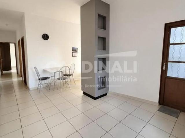 Casa para venda em Cidade Aracy de 49.00m² com 2 Quartos e 2 Garagens