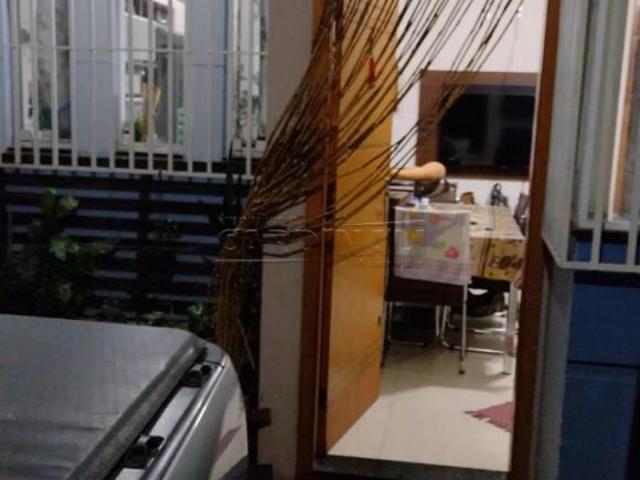 Casa para venda em Cidade Aracy de 72.00m² com 2 Quartos e 2 Garagens