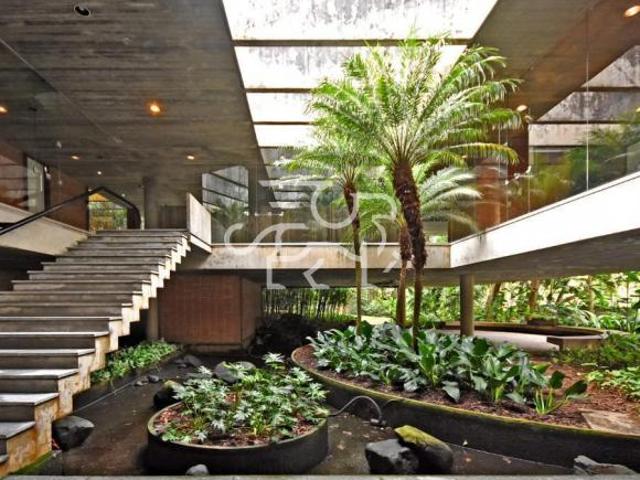 Casa para venda em Cidade Jardim de 976.00m² com 4 Quartos e 10 Garagens