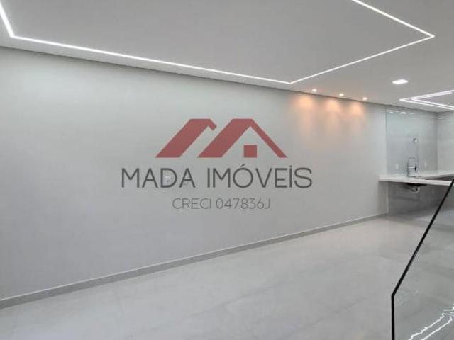 Casa para venda em Cidade Jardim de 115.00m² com 3 Quartos, 1 Suite e 2 Garagens