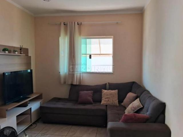 Casa para venda em Cidade Jardim de 120.00m² com 3 Quartos, 1 Suite e 4 Garagens