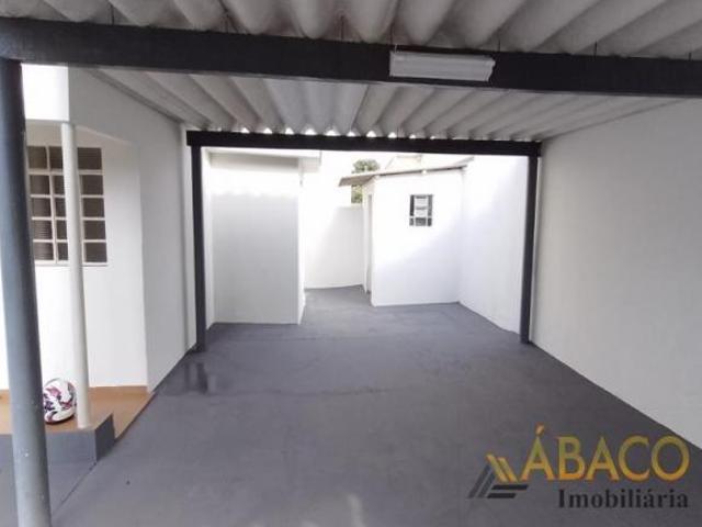 Casa para venda em Cidade Jardim de 122.00m² com 3 Quartos, 1 Suite e 3 Garagens