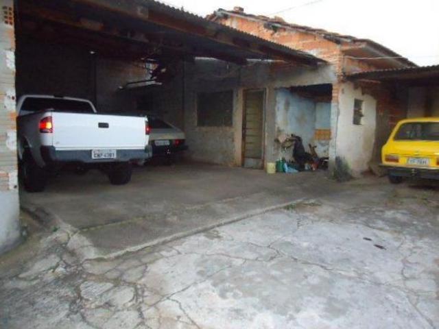 Casa para venda em Cidade Jardim de 200.00m² com 1 Quarto e 3 Garagens