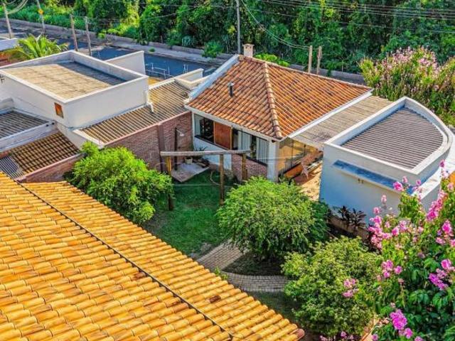 Casa para venda em Cidade Jardim de 200.00m² com 3 Quartos e 4 Garagens
