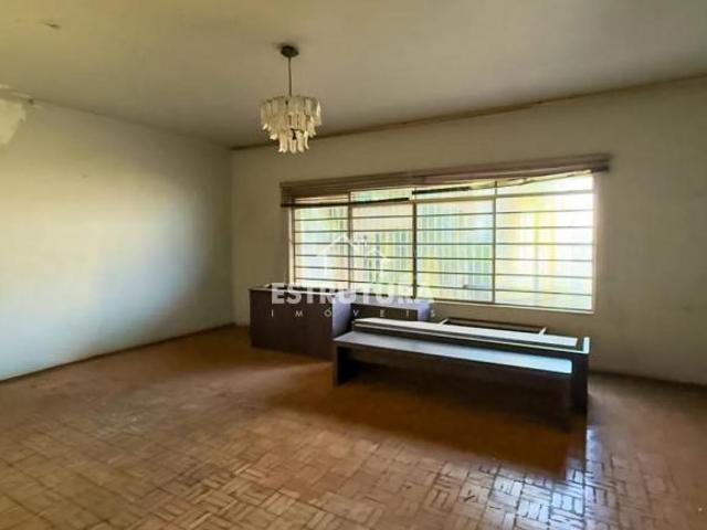 Casa para venda em Cidade Jardim de 247.00m² com 3 Quartos e 1 Garagem