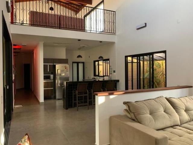 Casa para venda em Cidade Jardim de 288.00m² com 2 Quartos, 2 Suites e 4 Garagens