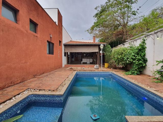 Casa para venda em Cidade Jardim em Araraquara São Paulo de 181.00m² com 3 Quartos, 1 Suíte e 4 Garagens