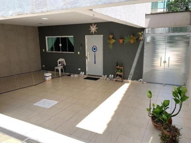 Casa para venda em Cidade Parquelandia de 241.00m² com 3 Quartos, 3 Suites e 4 Garagens