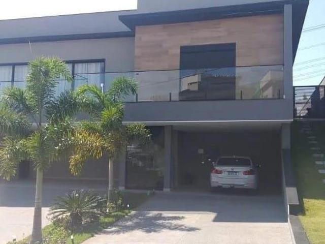 Casa para venda em Cidade Parquelandia de 257.00m² com 4 Quartos, 4 Suites e 8 Garagens