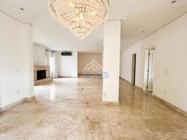 Casa para venda em Cidade Santos Dumont de 341.21m² com 3 Quartos, 3 Suites e 4 Garagens