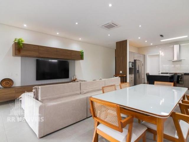 Casa para venda em Cidade Tamboré de 414.00m² com 3 Quartos, 3 Suites e 4 Garagens