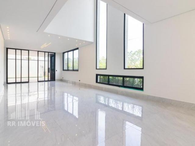 Casa para venda em Cidade Tamboré de 425.00m² com 4 Quartos, 4 Suites e 4 Garagens