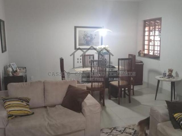 Casa para venda em Cidade Universitária de 150.00m² com 3 Quartos, 1 Suite e 1 Garagem