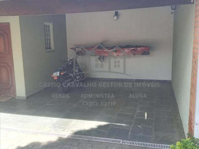 Casa para venda em Cidade Universitária de 220.00m² com 3 Quartos, 1 Suite e 3 Garagens