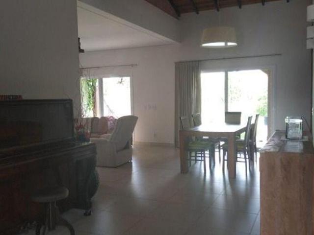 Casa para venda em Cidade Universitária de 310.00m² com 3 Quartos, 3 Suites e 6 Garagens