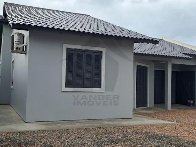 Casa para Venda em Cidreira, centro, 3 dormitórios, 1 suíte, 2 banheiros, 1 vaga