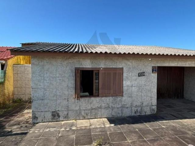 Casa para Venda em Cidreira, centro, 3 dormitórios, 2 banheiros, 3 vagas