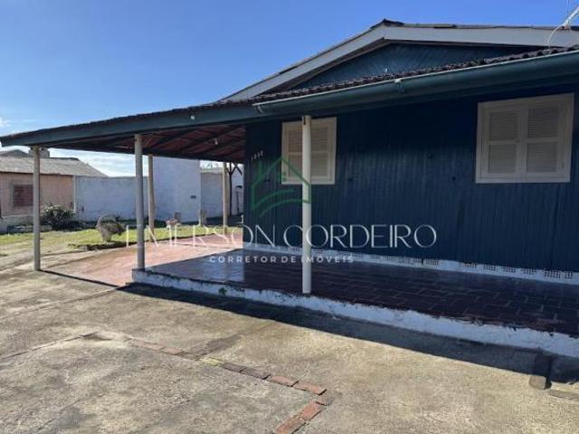 Casa para Venda em Cidreira, Centro, 3 dormitórios, 2 banheiros