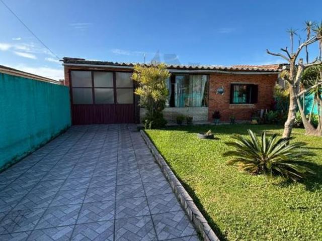 Casa para Venda em Cidreira, centro, 3 dormitórios, 2 banheiros, 4 vagas