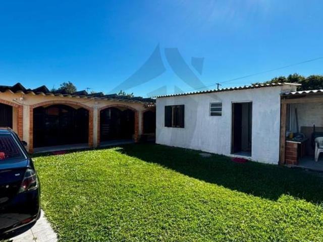 Casa para Venda em Cidreira, centro, 4 dormitórios, 1 suíte, 3 banheiros, 1 vaga