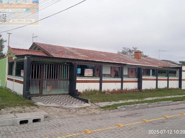 Casa para Venda em Cidreira, Centro, 5 dormitórios, 1 suíte, 5 banheiros, 2 vagas