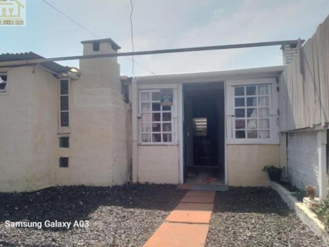 Casa para Venda em Cidreira, BAIRRO CENTRO, 2 dormitórios, 2 banheiros, 1 vaga