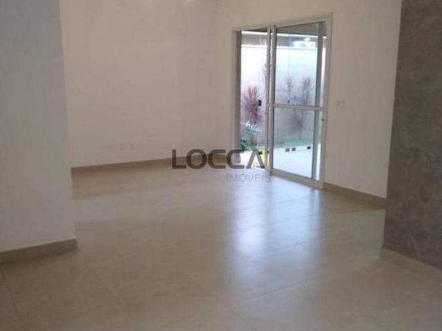 Casa para venda em Cravinhos de 156.00m² com 3 Quartos, 1 Suite e 3 Garagens