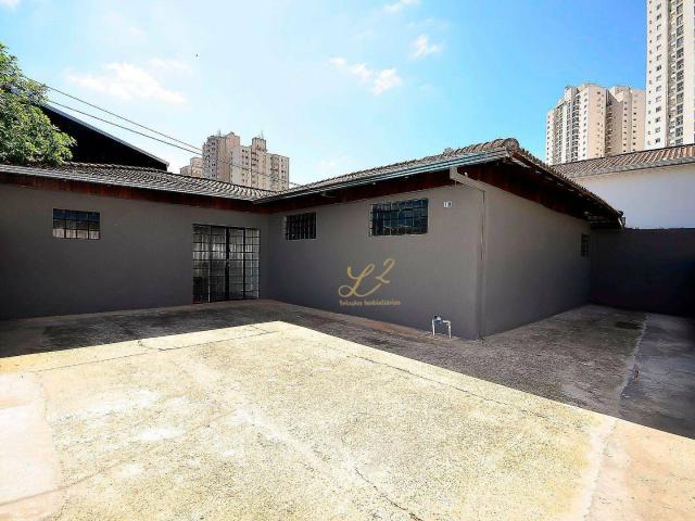 Casa para venda em Cristo Rei em Curitiba Paraná de 172.00m² com 1 Quarto e 5 Garagens