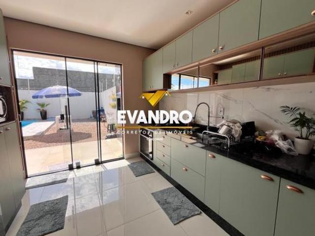 Casa para Venda em Cuiabá, Parque Ohara, 3 dormitórios, 1 suíte, 2 banheiros, 2 vagas