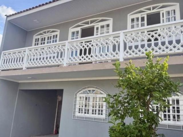 Casa para Venda em Curitiba, Alto Tarumã, 4 dormitórios, 1 suíte, 3 banheiros, 2 vagas