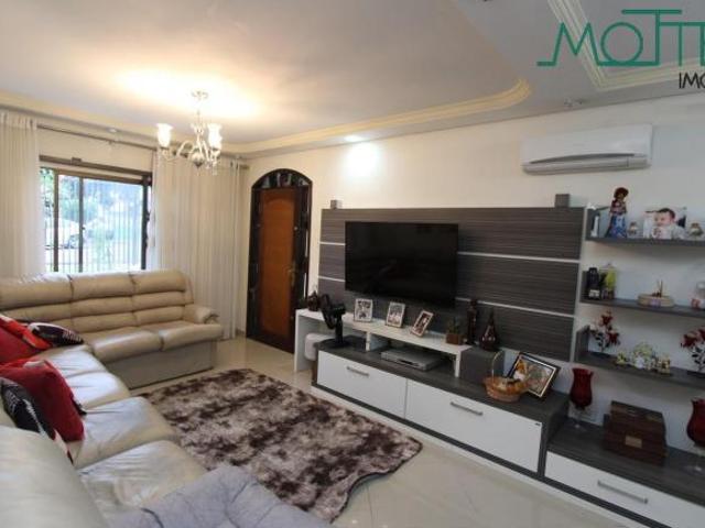 Casa para Venda em Curitiba, Novo Mundo, 4 dormitórios, 2 suítes, 3 banheiros, 4 vagas