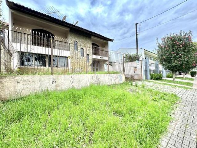 Casa para Venda em Curitiba, Santa Quitéria, 4 dormitórios, 1 suíte, 3 banheiros, 8 vagas