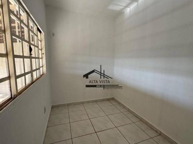 Casa para venda em Custódio Pereira, Uberlândia