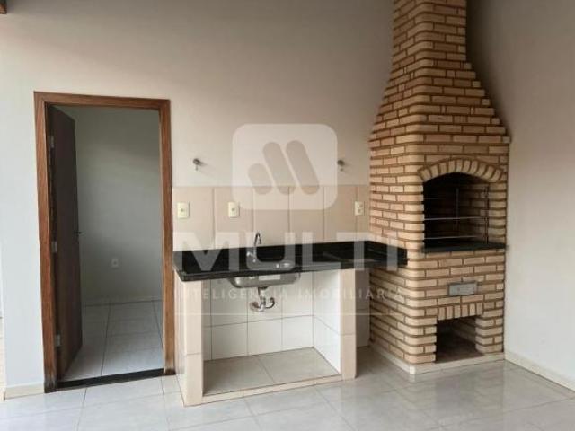 Casa para venda em Custódio Pereira, Uberlândia