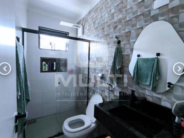 Casa para venda em Custódio Pereira, Uberlândia