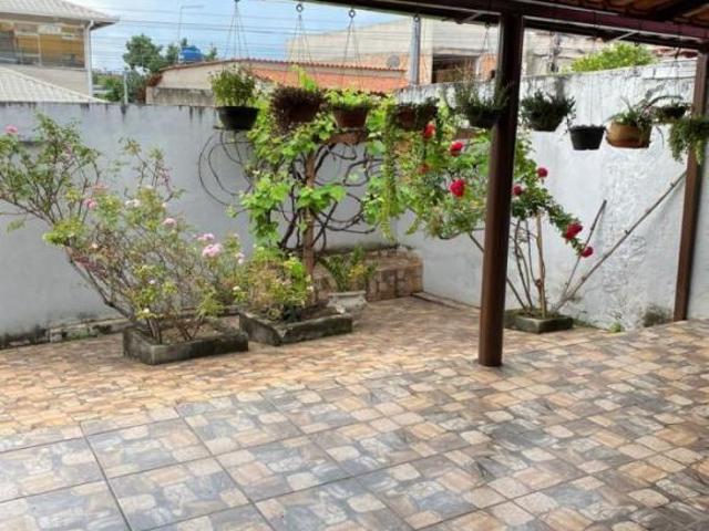 Casa para venda em Amarante de 200.00m² com 3 Quartos e 5 Garagens