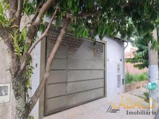 Casa para venda em Americo Alves Margarido de 90.00m² com 1 Quarto e 2 Garagens