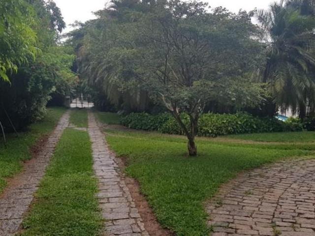 Casa para Venda em Amparo, Centro, 4 dormitórios, 3 suítes, 5 banheiros, 4 vagas