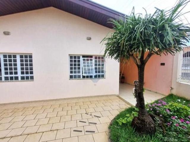 Casa para venda em Antônio Zanaga de 197.00m² com 3 Quartos, 1 Suite e 2 Garagens