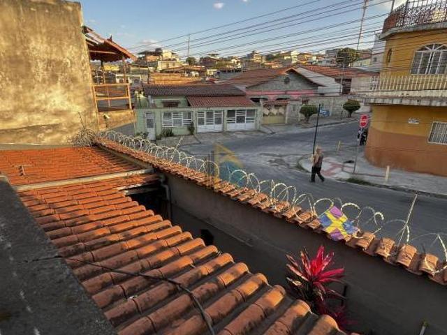 Casa para venda em Antonio Cambraia de 360.00m² com 3 Quartos e 3 Garagens